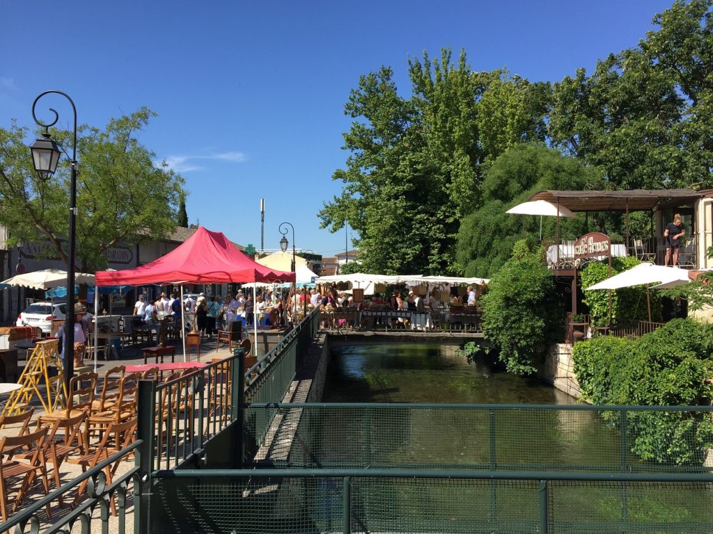 Les lieux incontournables sur les bords de Sorgue - Provence Home